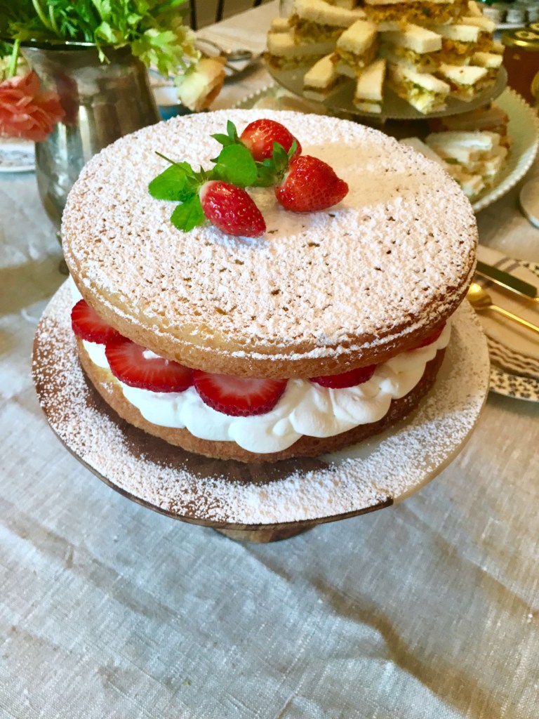 Victoria Sandwich Cake – Chez Nous
