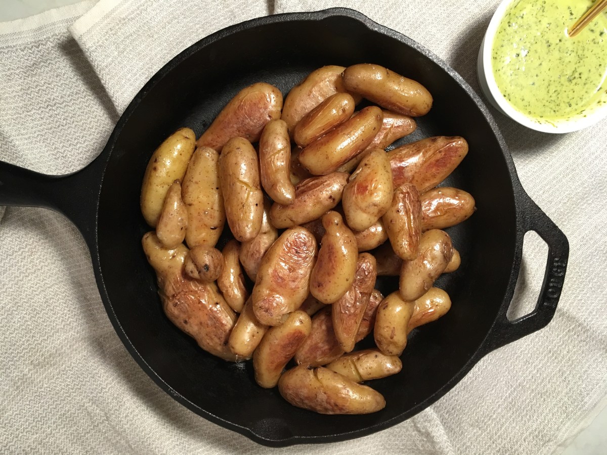 Seared Fingerling Potatoes with Cilantro Chili Aioli – Chez Nous